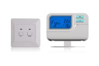 China S2303 Programmable Heat Pump Thermostat 7-Day 230V AC with 50m Transmission Range and 8A Switchable Current for sale