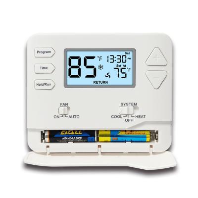 中国 温度コントローラー 7 日 プログラム可能な温度計 バッテリー または 24V 最適な制御のために 販売のため