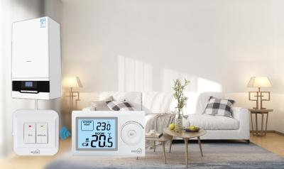 Chine Ignifugez la radio thermostat programmable de pièce de 7 jours télécommandé à vendre