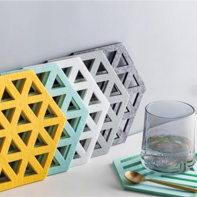中国 Custom Hexagon Drink Cup Hollow Decorative Felt Coaster Set Fancy For Gift 販売のため