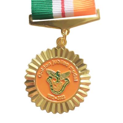 Cina Custom Commemorative Souvenir Medals Woven Polyester Nylon Medal Ribbon in vendita