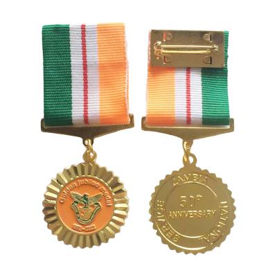 Cina Custom Commemorative Souvenir Medals Woven Polyester Nylon Medal Ribbon in vendita