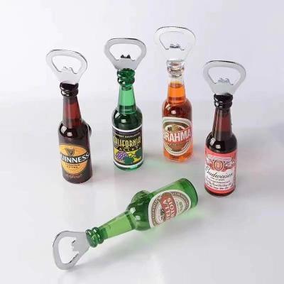 Cina Multifunction Bottle Shape Beer Opener Custom Logo Wall Mount Beer Fridge Magnet Opener in vendita