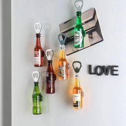 Cina Multifunction Bottle Shape Beer Opener Custom Logo Wall Mount Beer Fridge Magnet Opener in vendita