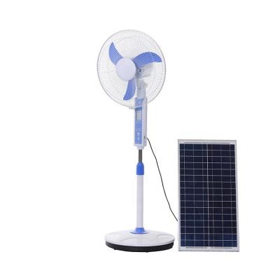 Cina 16 Inch Battery Powered Outdoor Fan  With Remote Brushless DC Motor Solar Floor Fan Panels in vendita