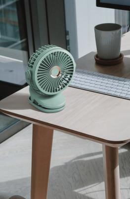 Cina Clip Up Desktop Fans For Personal Space / Home Cooling Fans Portable Clip in vendita