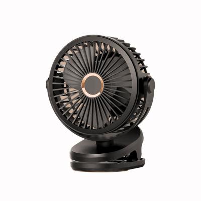 Cina 7200mAh Extra Large Capacity Clip On Desktop Fan With Three Speeds Working Up To 8H in vendita