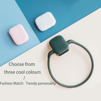Cina Multifunctional Portable Small Fan For Cold Natural Breeze Small Hanging Fan in vendita