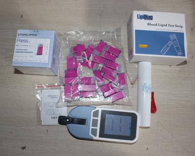 Cina Analizzatore tenuto in mano del pannello del lipido della striscia in1 TC+HCL+TG+LDL del pannello 4 del lipido di analisi del sangue di alta precisione in vendita