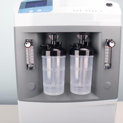 Cina Un mini concentratore doppio portatile a basso rumore 10L di 10 di LPM di flusso O2 del grado medico da vendere in vendita