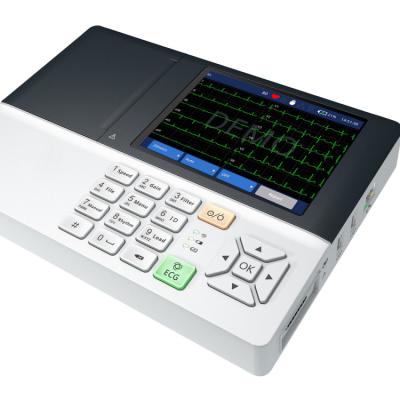 中国 完全なデジタル18チャネルECG機械/医学の200 ECGのデータ記憶のElectrocardiograph 販売のため