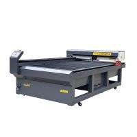 China Smooth Cutting Surface CO2 Laser Cutting Machine with 3 Axis Ball Screw for sale