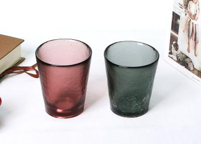 China De hand drukte de 95mm Gekleurde Houder van de Glaskaars met Aangepast Embleem Te koop