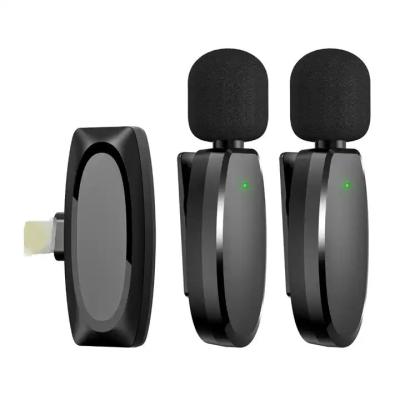 Cina Mini Microphone No App Needed Lavalier Wireless Microphone For Iphone in vendita