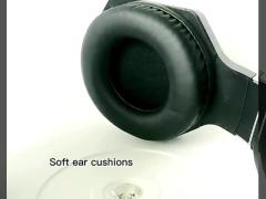 K902 Microphone Hot Selling RGB Cool Lighting Headset Gaming Earbud