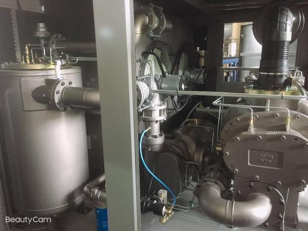 Quality Optimum 275HP 2-Stage Lubricated Air Compressor with Large Discharge and 8 Bar for sale
