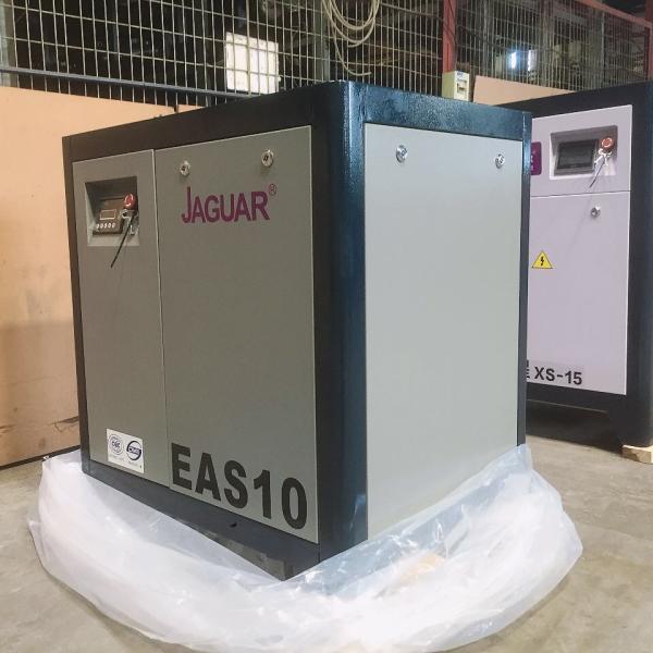 Quality Flexible and Simple Operation 10HP Screw Air Compressor with Stationary Configuration for sale