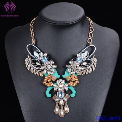 China Fashion Women Crystal Jewelry Chunky Statement Bib Pendant Chain Choker Necklace for sale
