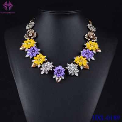 China China wholesale elegant fashion jewelry flower bib necklace for sale