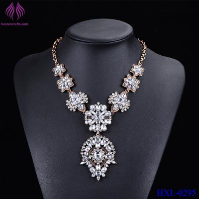 China Fashion Jewelry resin collar bib chain necklace for sale