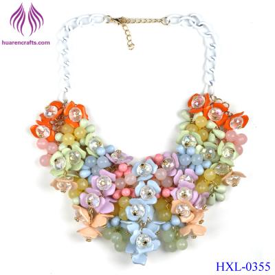 China Bohemian Women Jewelery Rhinestone Flower Cluster Bib Choker Delicate Pendant Necklace for sale