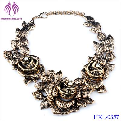 China Fashion Design Big Flower Bib Statement Choker Pendant Necklace for sale
