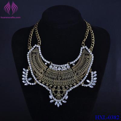 China Luxury Crystal Choker Chunky Bib chain Statement Exaggerated Collar Necklace for lady for sale