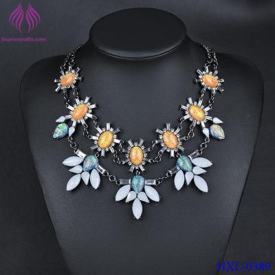 China Fashion handmade layer crystal flower necklace for sale