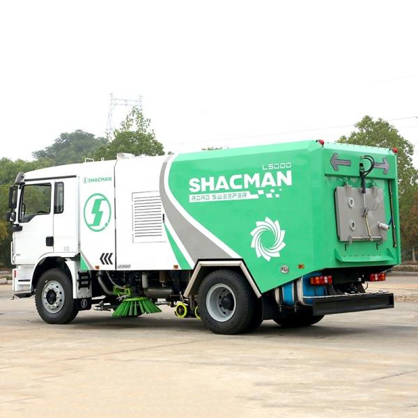 Quality Diesel Fuel Compact Vaccum Road Sweeper Trucks 6m3 High Suction With Three Brushes for sale