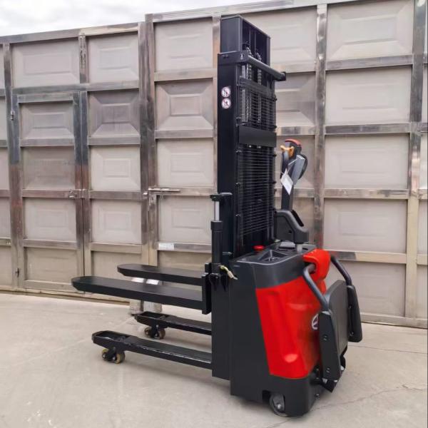 Quality 2000kg Capacity Dual Lifting Mast Hydraulic System Reliable Climbing Performance for sale
