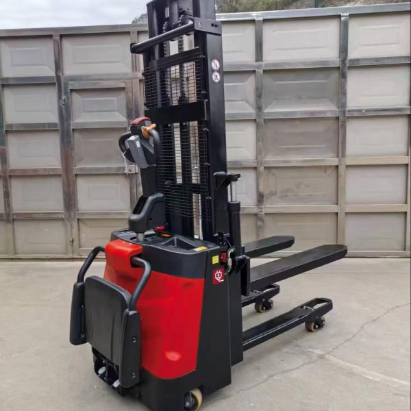 Quality 2000kg Capacity Dual Lifting Mast Hydraulic System Reliable Climbing Performance for sale