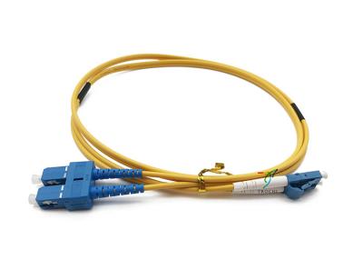Cina Cavo a fibre ottiche misto su misura di simplex di lunghezza 1m 3m 5m 10m 15m in vendita