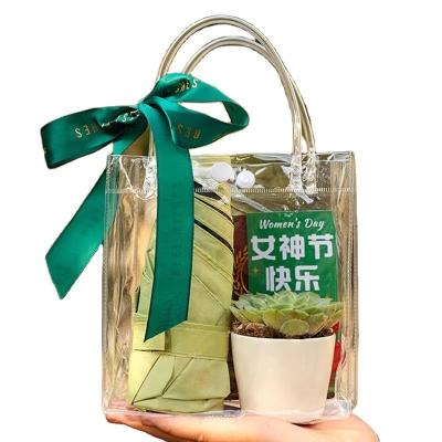 Chine 1 Boîte à cadeaux à la main à imprimer en couleur, petits cadeaux pratiques pour la fête de la déesse des femmes à vendre