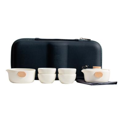 Chine Cadeaux de thé d'affaires Arche Express Set de tasse de thé avec une casserole et trois tasses sac portable à vendre