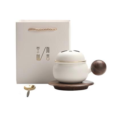 Chine Business Phnom Penh Eco-friendly Yellow Leather Face Book Boîte cadeau avec deux pièces Ensemble de carnets stylo signature à vendre