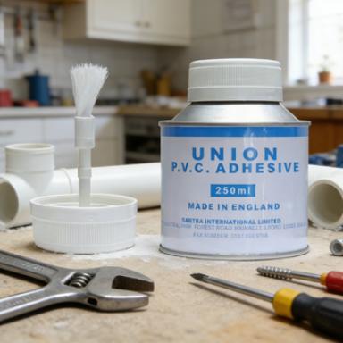 Quality 100ml 500ml PVC Solvent Cement Customizable PVC Pipeline Specific Adhesive for sale
