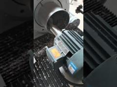El hilo de tubo plástico del HDPE del Pvc que hacía el CNC de la máquina controló