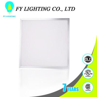 Cina 2 x 2 36watt hanno messo la luce di pannello quadrata della luce di pannello del LED/LED in vendita