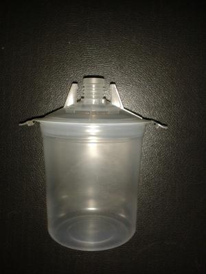 China PP Spray gun paint mixing  liners and lids 300ml,clean color with adaptor for sale