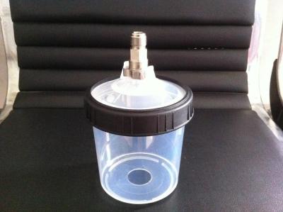 China PP spray cup/ paint mixing cup with liners and lids600ml,clean color with for sale