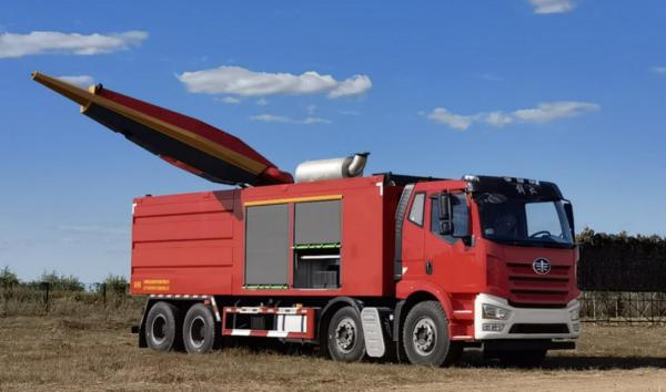 Quality 160m Vertical Reach Rapid Response Fire Water Cannon Truck with No Outrigger Support and 130 L/s Flow Rate for sale