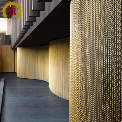 Cina Beautiful Wholesale Aluminum Fly Chain Door Curtain in vendita