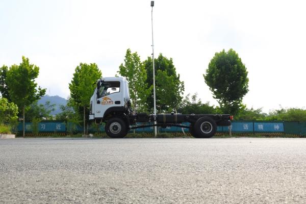 Quality Dongfeng four-wheel drive flat-head light truck off-road chassis for sale