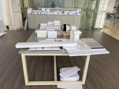 Cina Bordo della gomma piuma del PVC di colore ad alta densità 2mm 3mm 5mm per il gabinetto del bagno in vendita