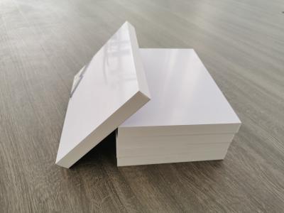 China 1.22X2.44m PVC Foam Board 1mm Thickness Waterproof Fire - Retardant à venda