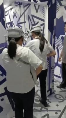 中国 場所ベースのエンターテインメント VR アリーナゲーム 多重テーマ 販売のため