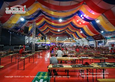 Cina tenda della tenda foranea del poligono del bene mobile di 30x50m con la decorazione interna variopinta per il festival della birra in vendita