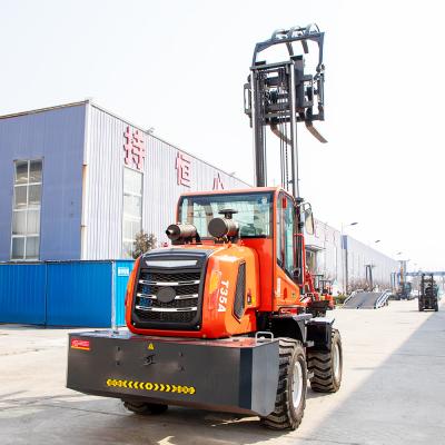 Cina Sollevamento off-road tutto terreno carrello elevatore ad alta efficienza facile da usare HWC-35A in vendita