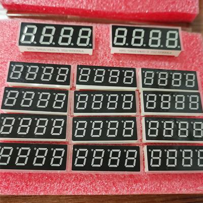 Cina 4 esposizioni di LED a 0,39 pollici di segmento della cifra 7 per la scala elettronica in vendita