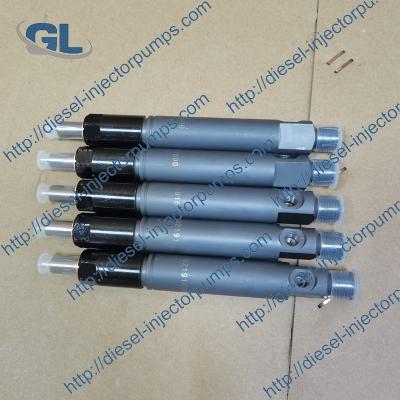 Cina Iniettore di combustibile diesel 0432191600 3825737 03825737 per motore VO-LVO Penta con ugello DLLA148P586 DLLA 148P 586 in vendita